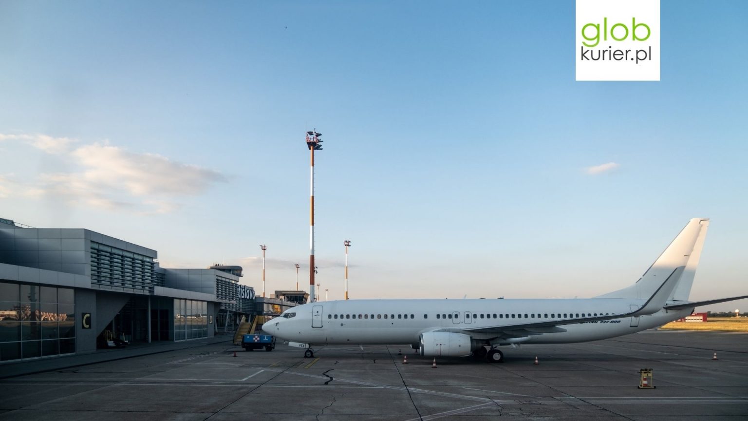 Najważniejsze lotniska i linie lotnicze w Europie i na Świecie | Globkurier.pl